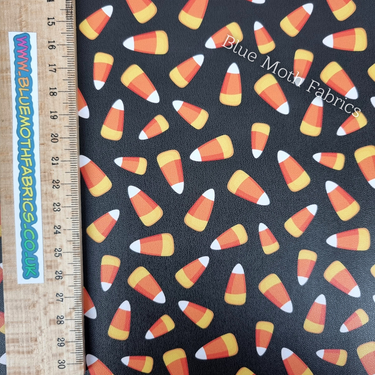 Candy Corn Faux leather / vinyl fabric. 40x66cm roll – BlueMothFabrics